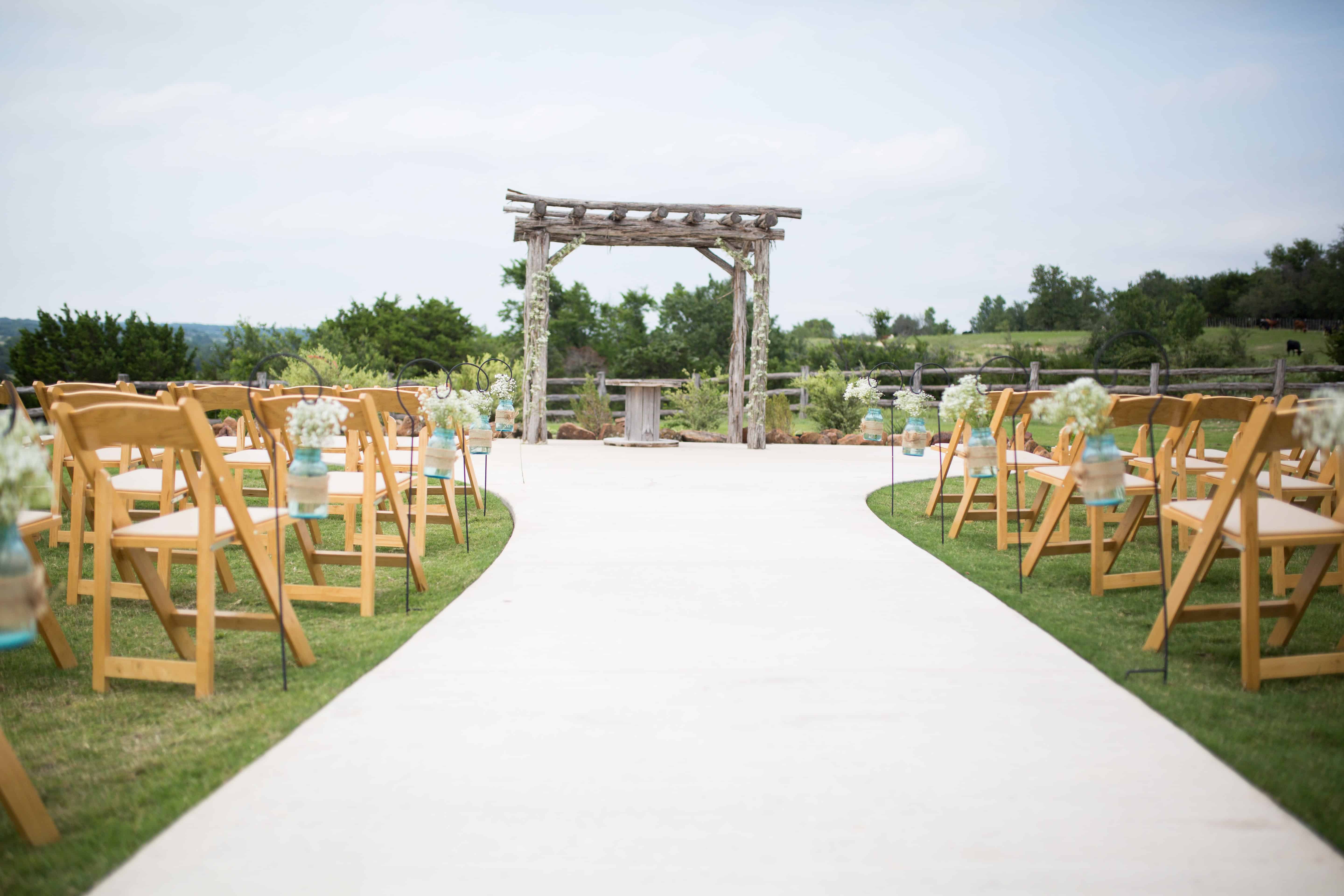 Diamond H3 Ranch Summer Wedding Photos & Video | Megan & Zach